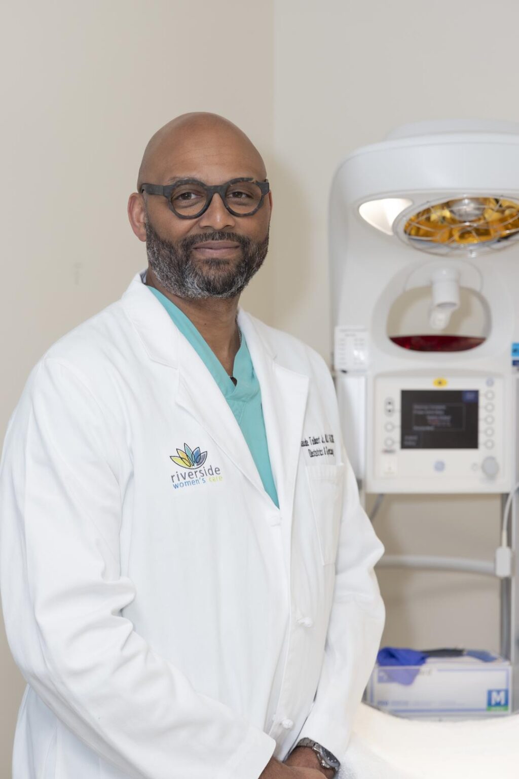 Dr. Claude Tolbert and Dr. Ardra Davis-Tolbert - Beaufort Lifestyle